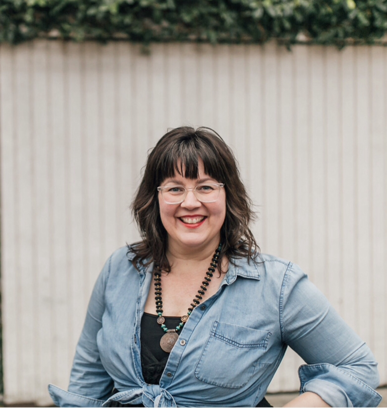 Let's Chat: How to Speak to Your Ideal Client on Social Media - Jasmine ...